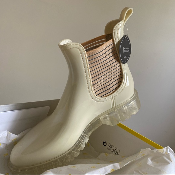 Lemon Jelly | Shoes | New Lemon Jelly Alexis Cotton Chelsea Boot | Poshmark